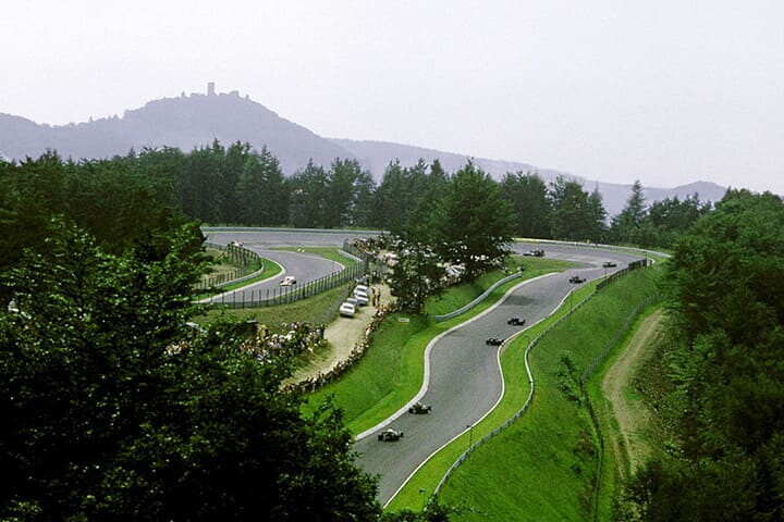 MOTORCYCLES - Our recent articles | Pirelli.com